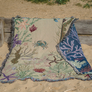 Coastal seaside woven blanket – Arcana